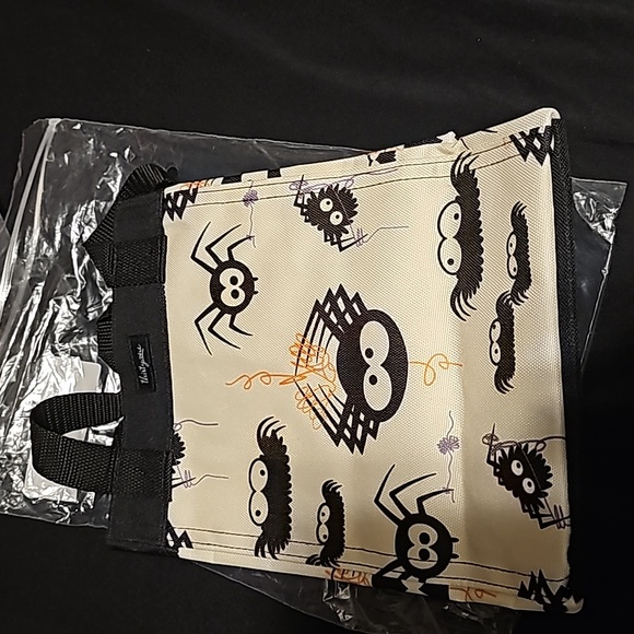 thirty-one | Bags | Thirty One Small Essentials Storage Tote Spiders ...